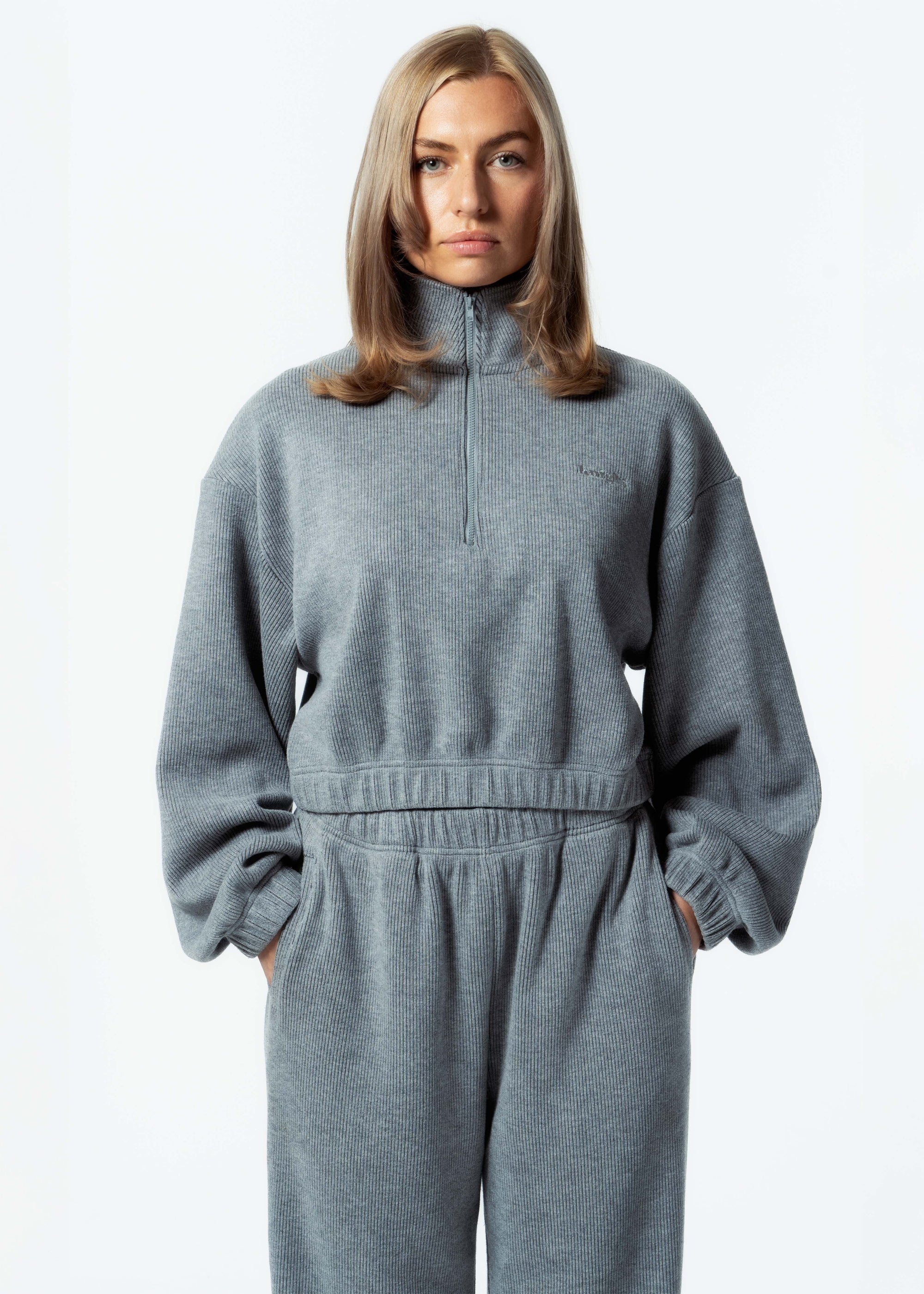 deluxe sweats – Knight